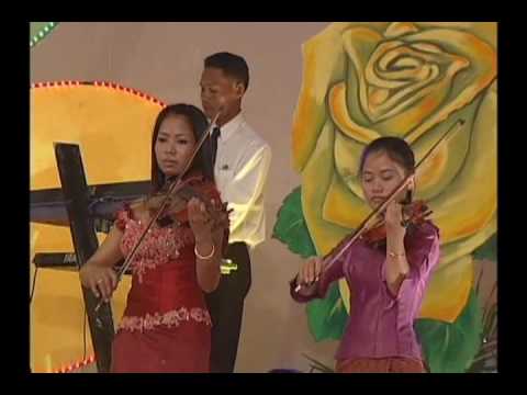 Barey Chaung Bach by Suon Chantha - YouTube