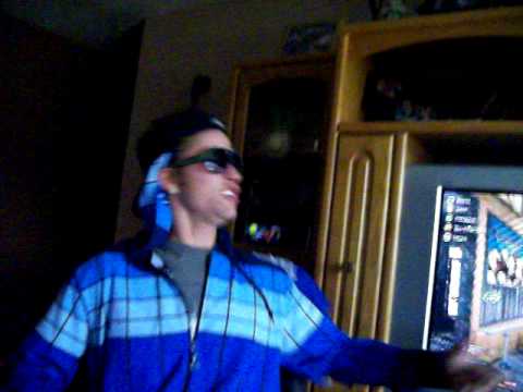 Retard making retarded faces - YouTube