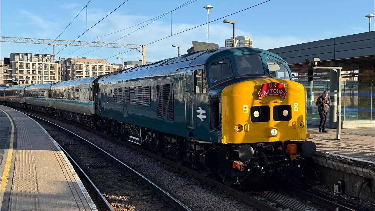 BR Class 45 no. 45118 ‘The Royal Artilleryman’ departs Stratford ...