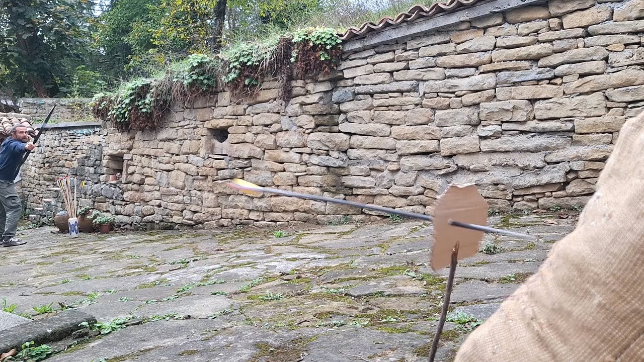 Small challenge and a beautiful string slap from yesterday :) - YouTube