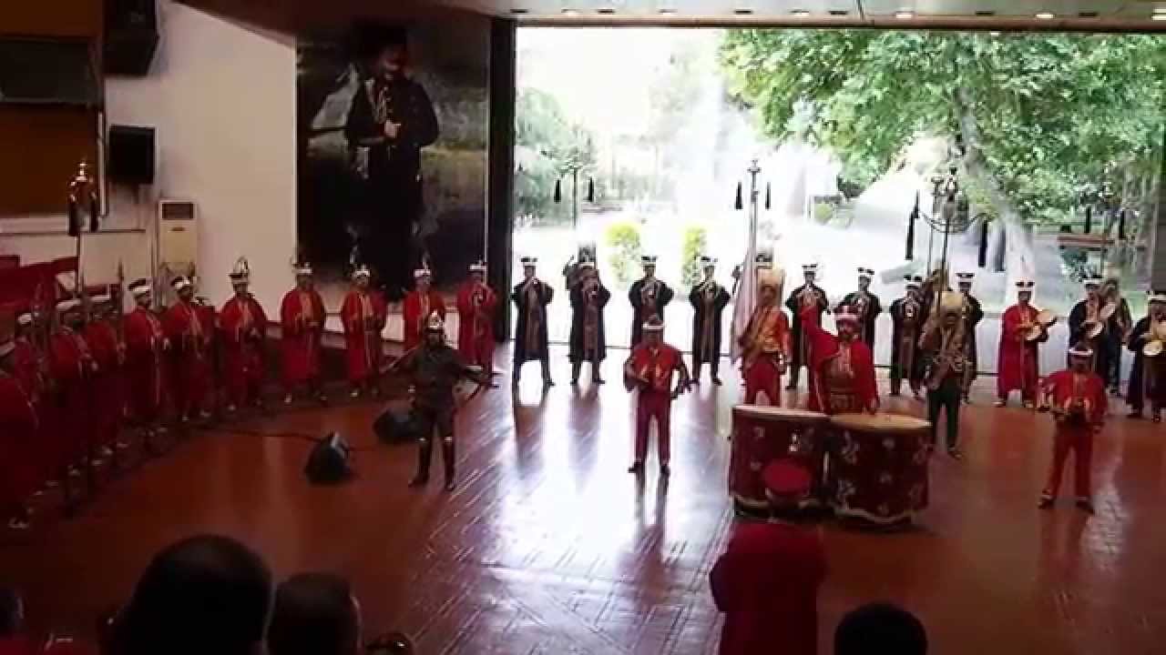 Ottoman Mehter Band - Turkish Military Museum Istanbul - YouTube