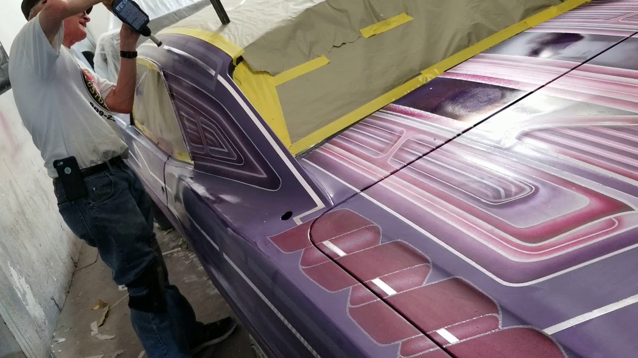 At krazyz kustomz with the famous Pinstriper MIKE - YouTube