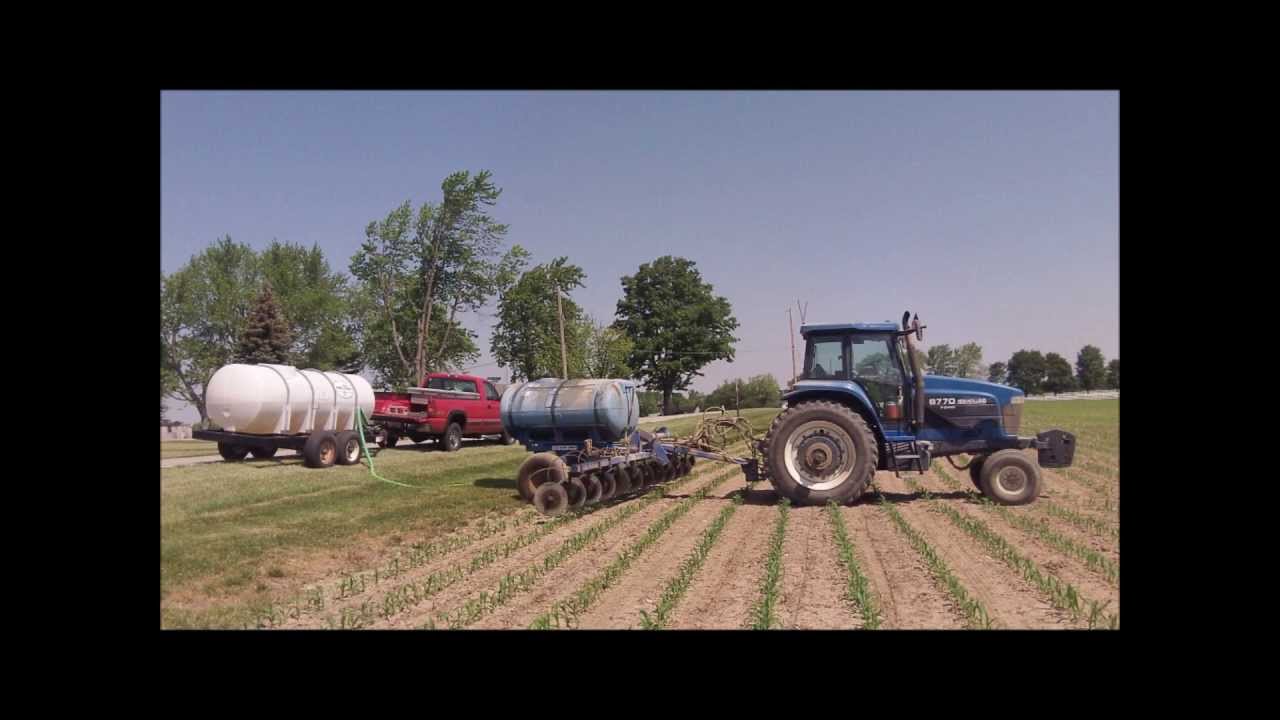 Side Dressing Corn with 28% Nitrogen near New Madison Ohio - May 2012 ...