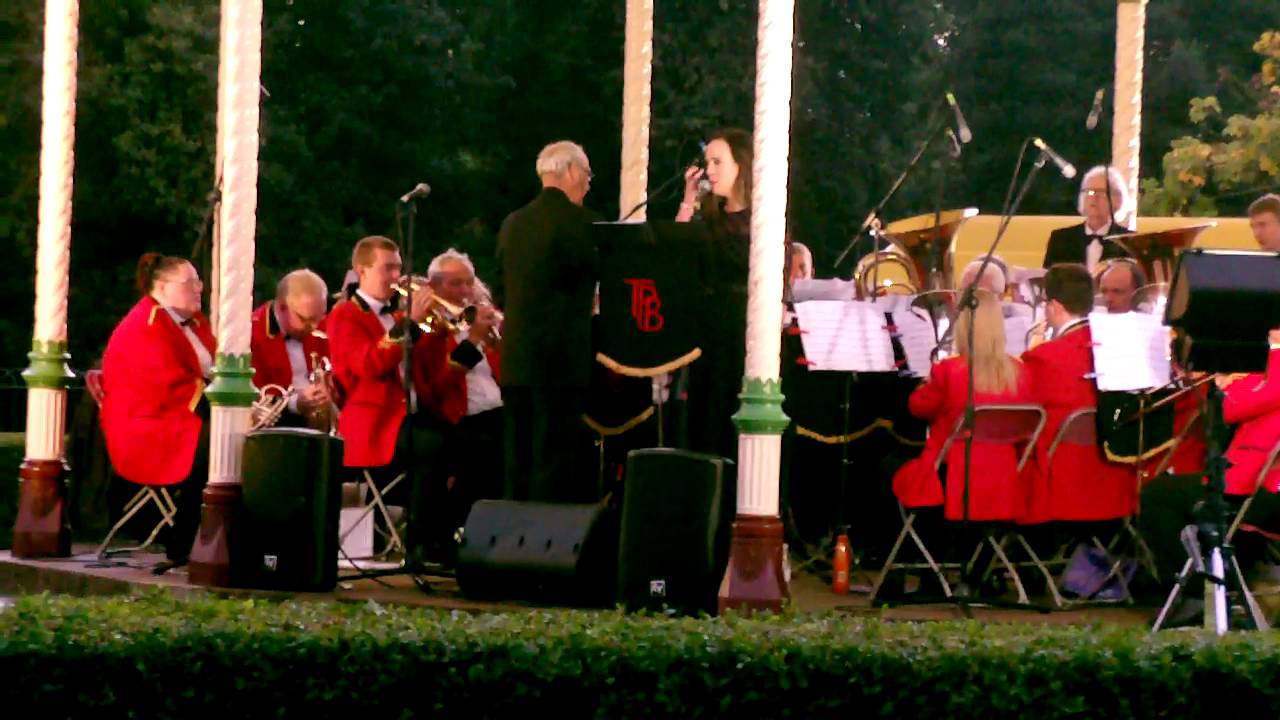 TYLDESLEY BAND-SKYFALL featuring AIMEE CLARE - YouTube