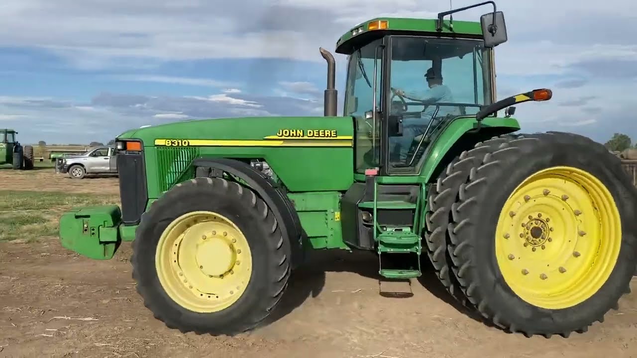 John Deere 8310 tractor - YouTube