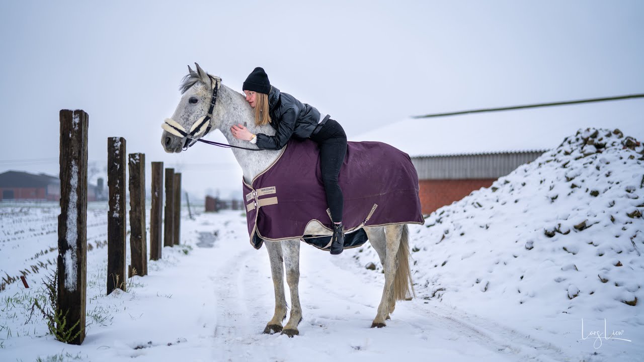 A bond build on trust Amber G. Vandenberghe - YouTube