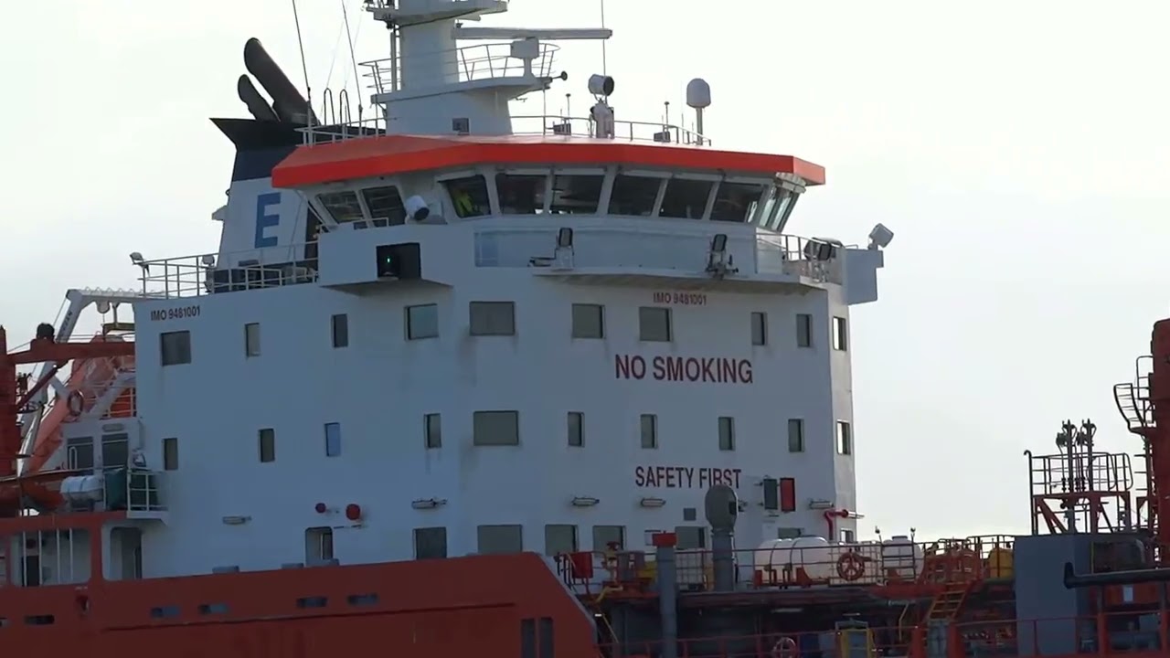 ELSA ESSBERGER Oil/Chemical Tanker - YouTube