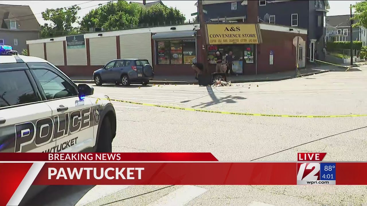 Heavy police presence in Pawtucket - YouTube