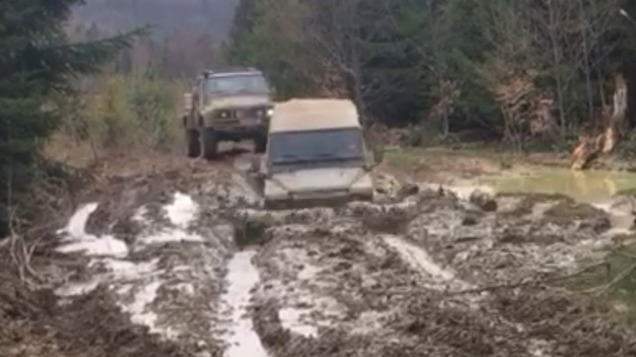 Ugly dirty offroad Mercedes G55, Land Rover Defender КK 2017 день ...