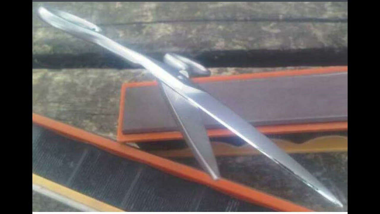 Scissor Sharpening with the Wicked Edge - YouTube