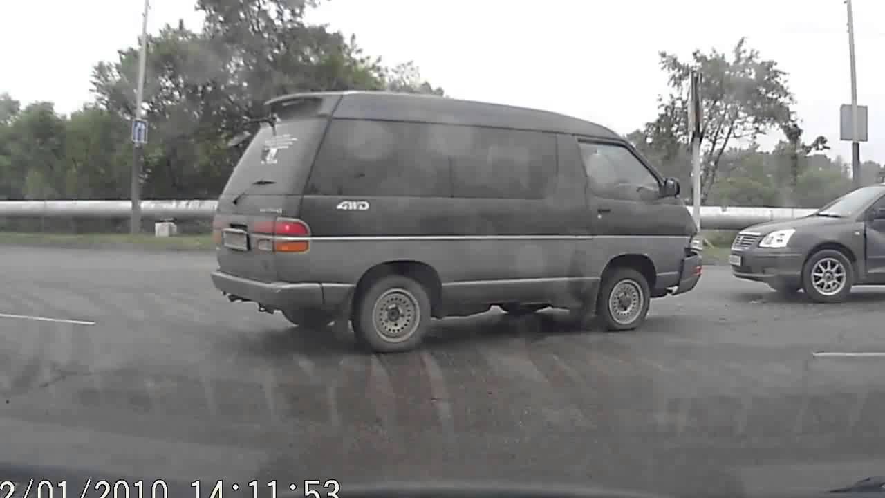 BAD Toyota Premio accident LIVE - Toyota аварии - YouTube