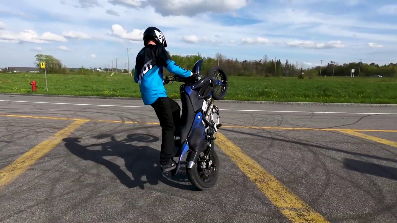 Supermoto stunts 2019 - YouTube