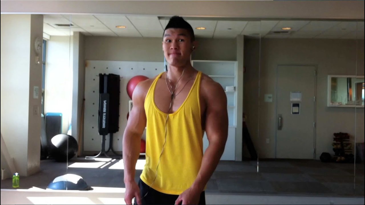 SWOLL CHEST DAY - Life After College Vlog: Ep. 221 - YouTube