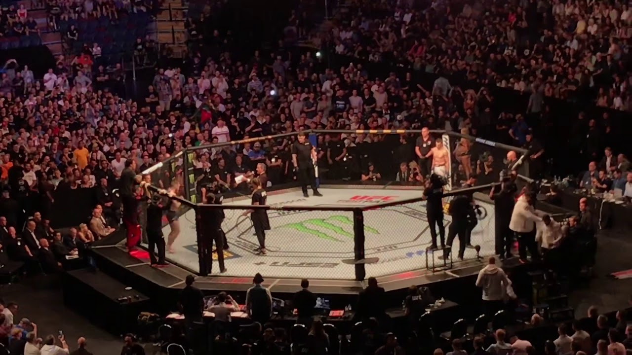 UFC Fight Night Auckland - Dan Hooker Vs Paul Felder (Entrance/Ending ...
