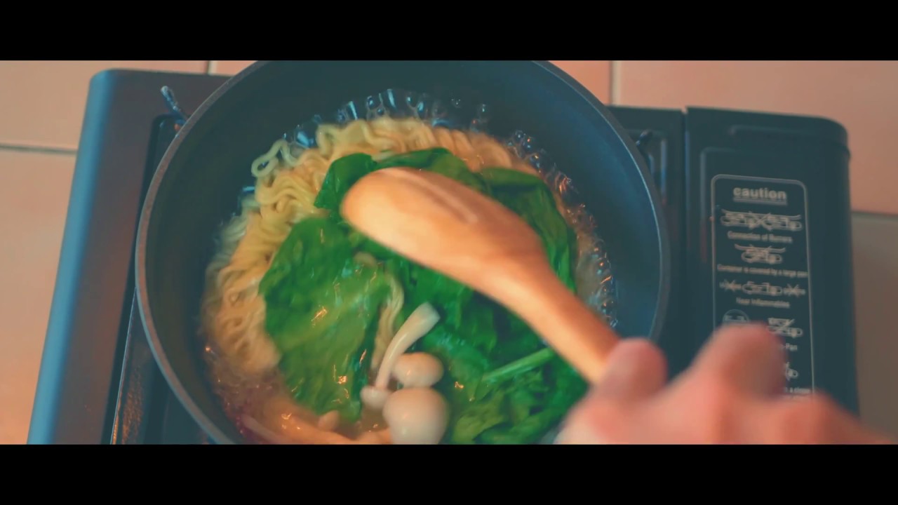 Indomie Noodles chicken special / panasonic lumix G85 / Cinematic ...