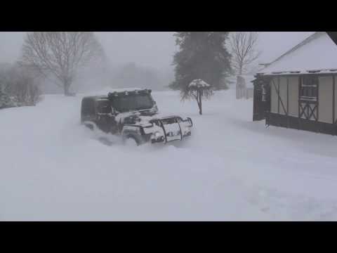 Blizzard snow Feb 6, 2010 Jeep TJ (2000) snow - YouTube