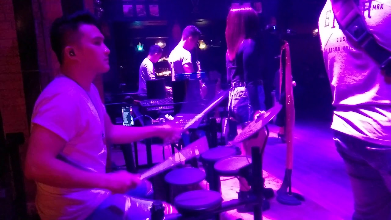 Drumer ganteng di Homebase Palembang - YouTube