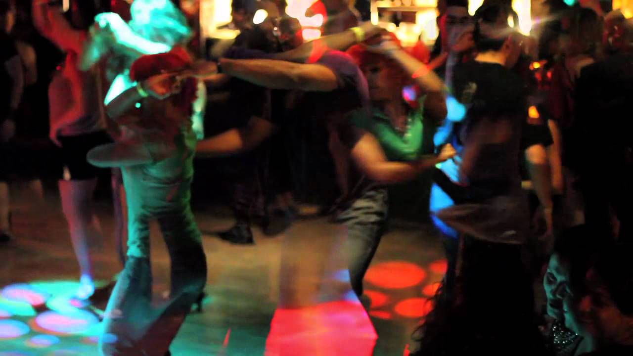 Sevilla Session: Michael Wogu - YouTube