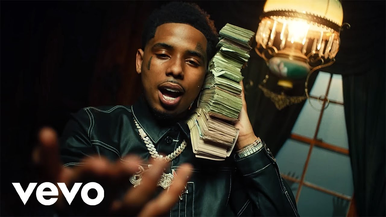 Pooh Shiesty - Hold Yo Choppa Up [Music Video] - YouTube