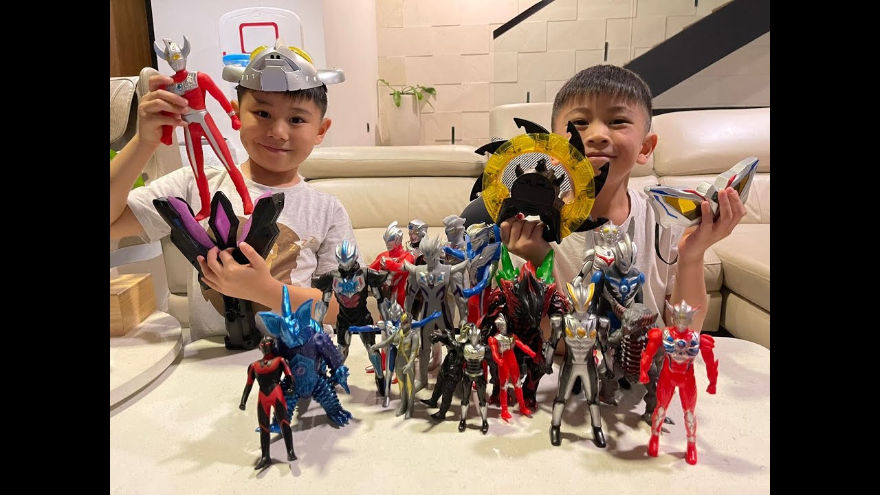 Petualangan Mencari Mainan Ultraman di Taman Bermain - YouTube