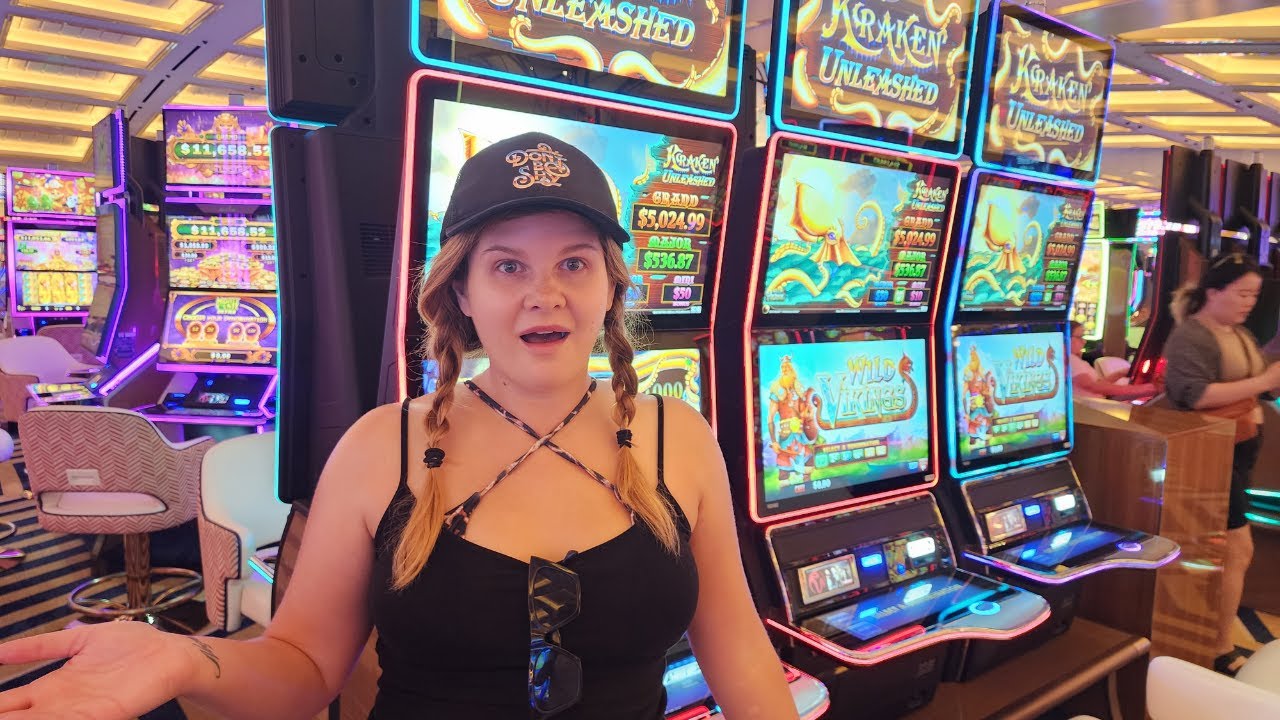 I Hit the Bonus on a Slot at Resorts World Las Vegas! 😱 Then This ...