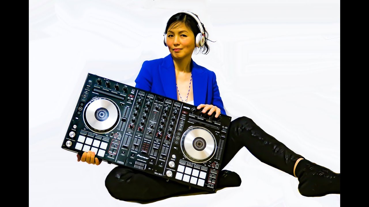 Dj Hitomi Osaka Japan / Salsa Latin DJ - YouTube
