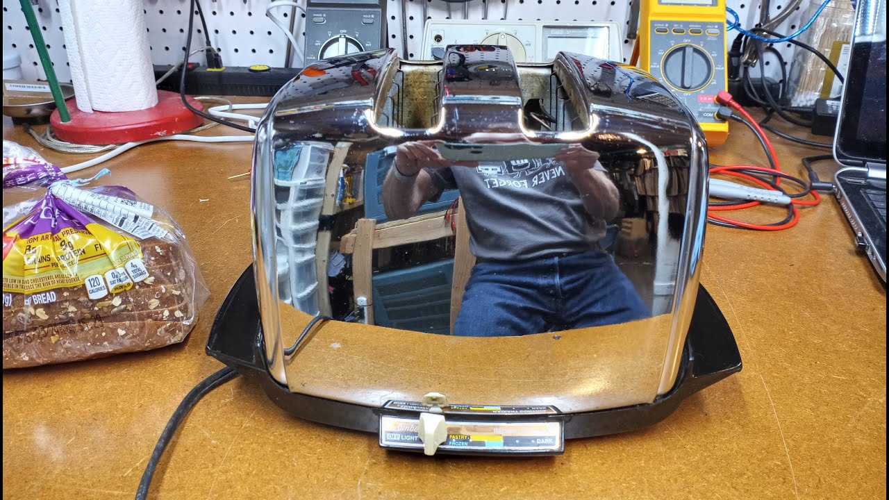 Sunbeam Radiant Control Toaster - YouTube