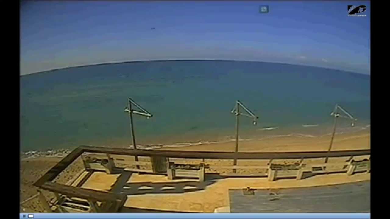 Streamer's Live Surf Cam - November 30th 2014 - 13:00 - YouTube