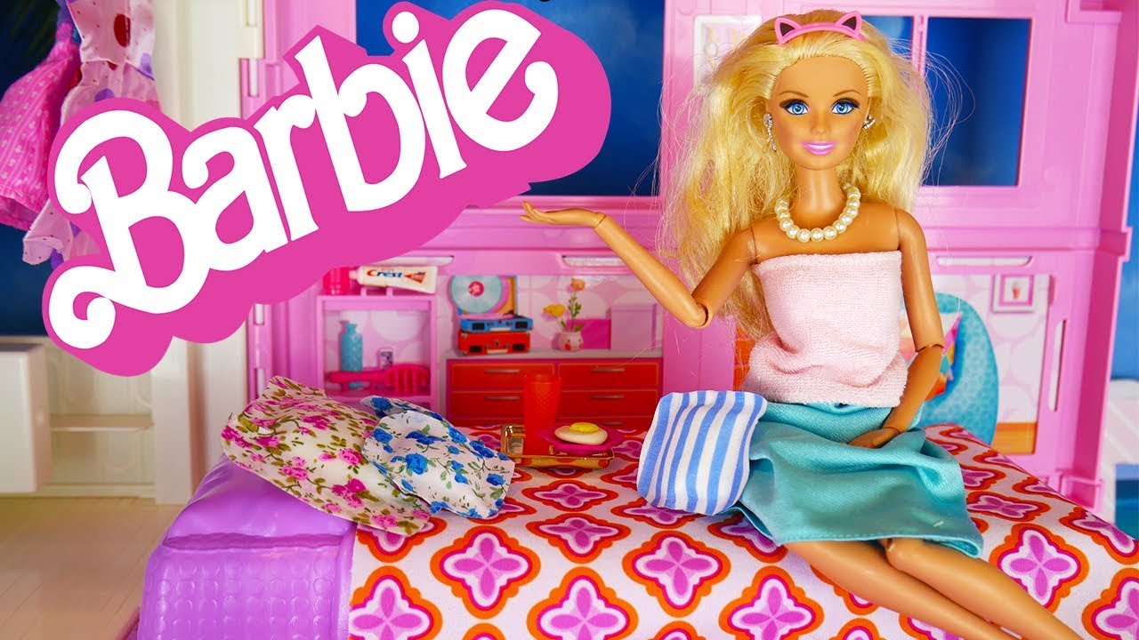 Barbie Princess Bedroom - Barbie Morning Routine - Rosie Toys & Dolls ...
