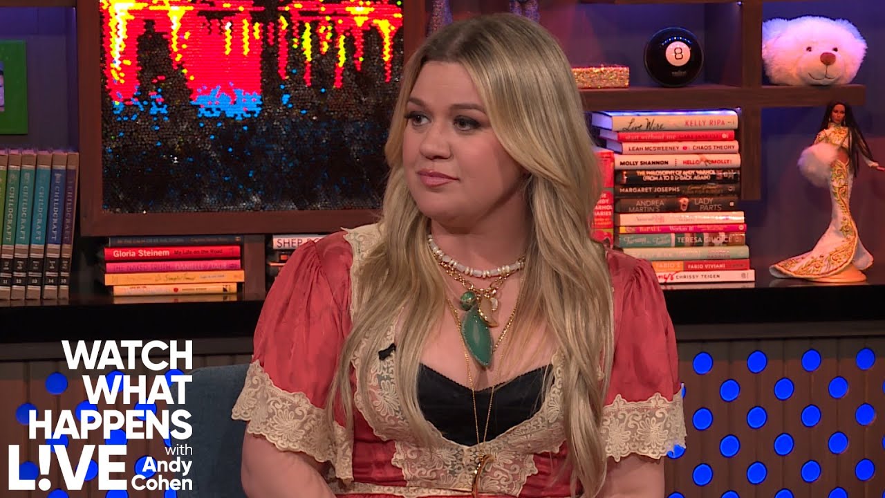 Kelly Clarkson Reveals Truth Behind Since U Been Gone | WWHL - YouTube