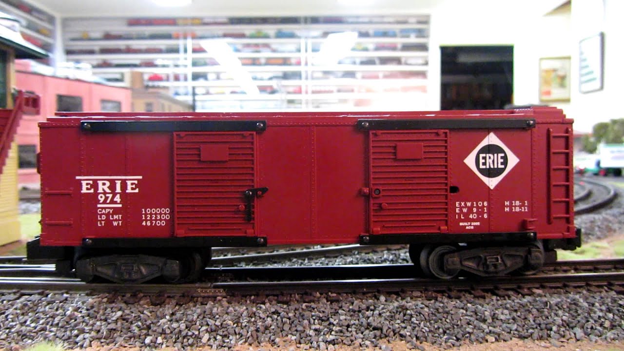 American Flyer Action Box Car Erie With DCC - YouTube