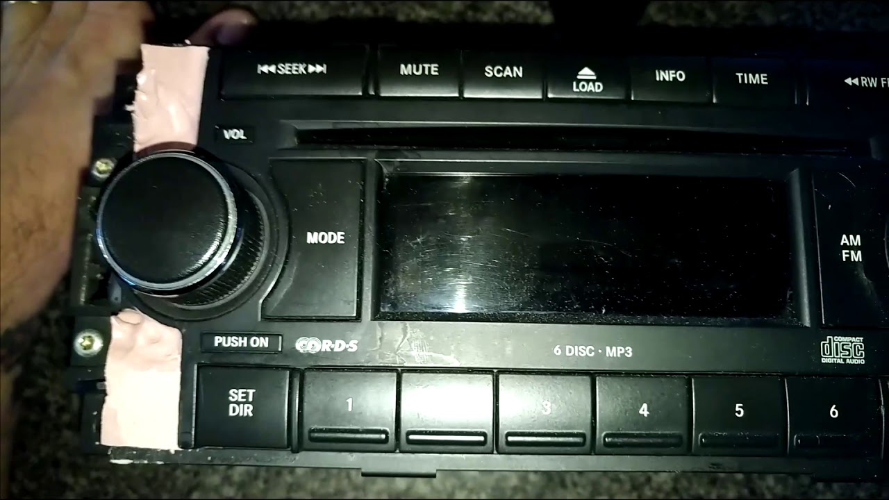 [ARCHIVE] Closing the gap on a Chrysler RAQ 6-Disc MP3 Radio - YouTube