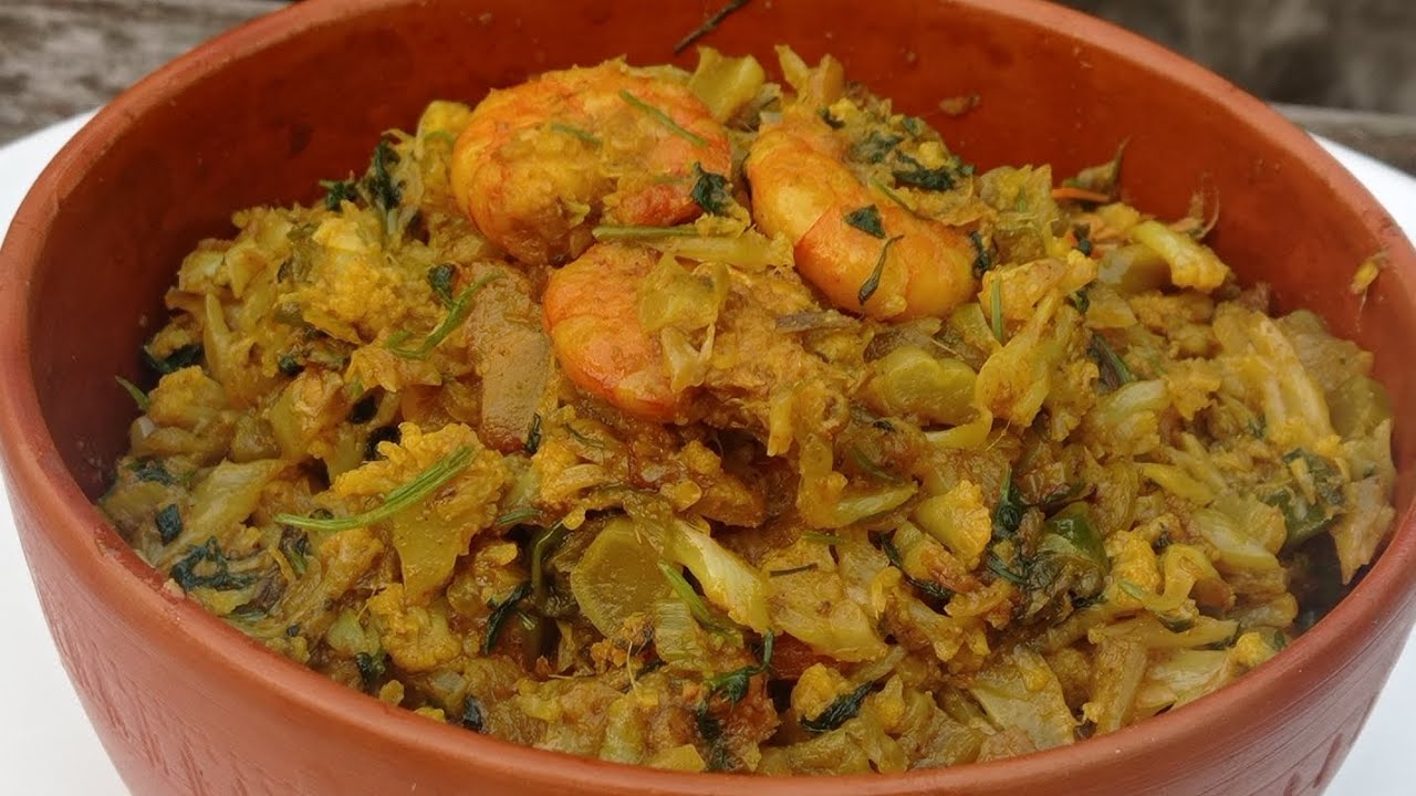 winter special recipe fried cauliflower with shrimp|| chingri diye ...