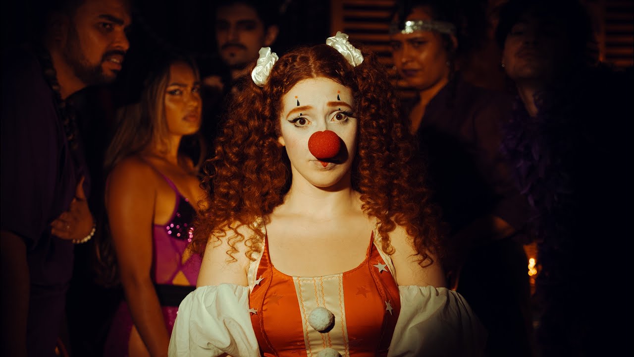 Máscaras - Bea Duarte (Visualizer) Chords - Chordify