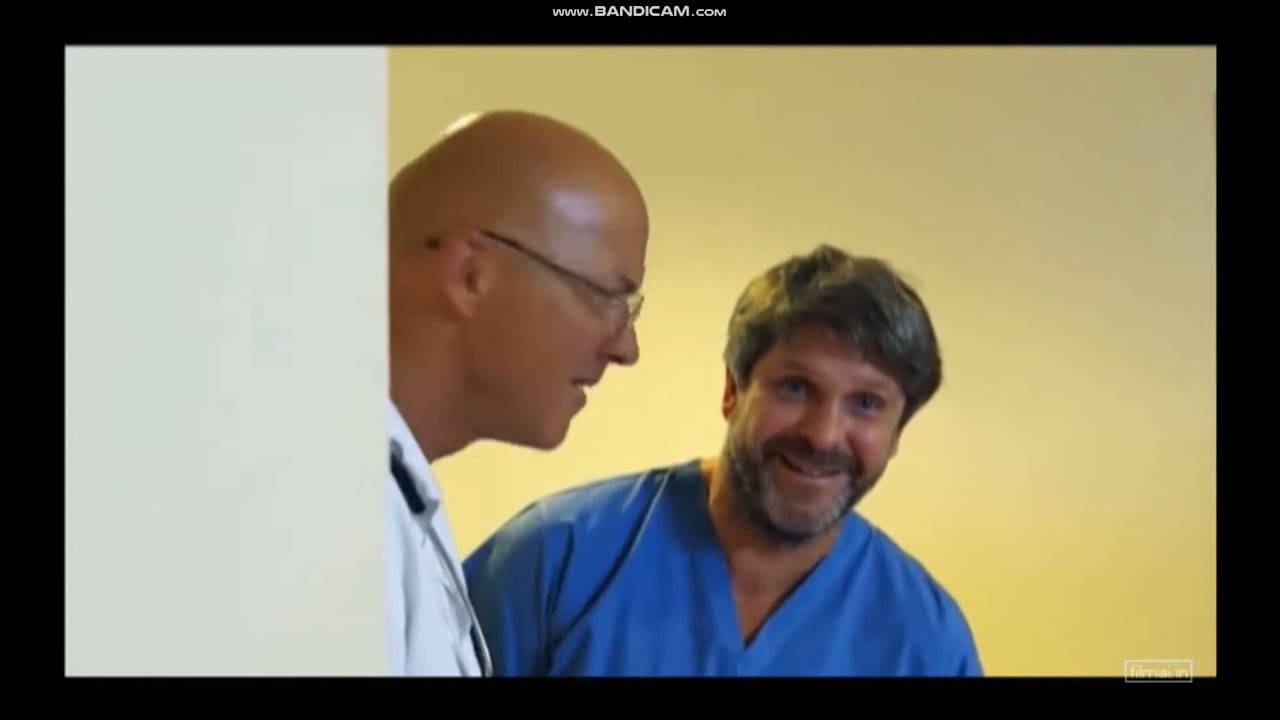 Rezidentai 1 sezonas 1 serija - YouTube