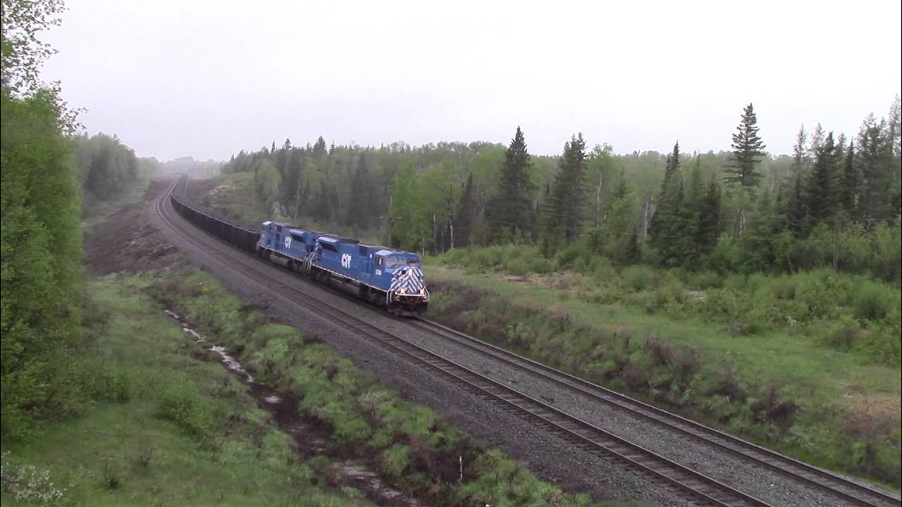 CITX 130 pulls taconite loads towards Silver Bay, MN - YouTube