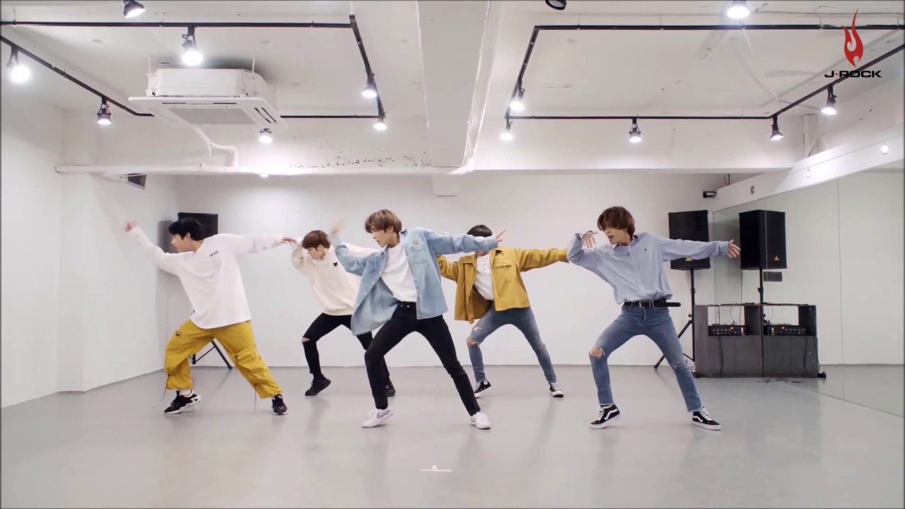 A.C.E - Dumhdurum (Apink) Kpop Magic Dance - YouTube