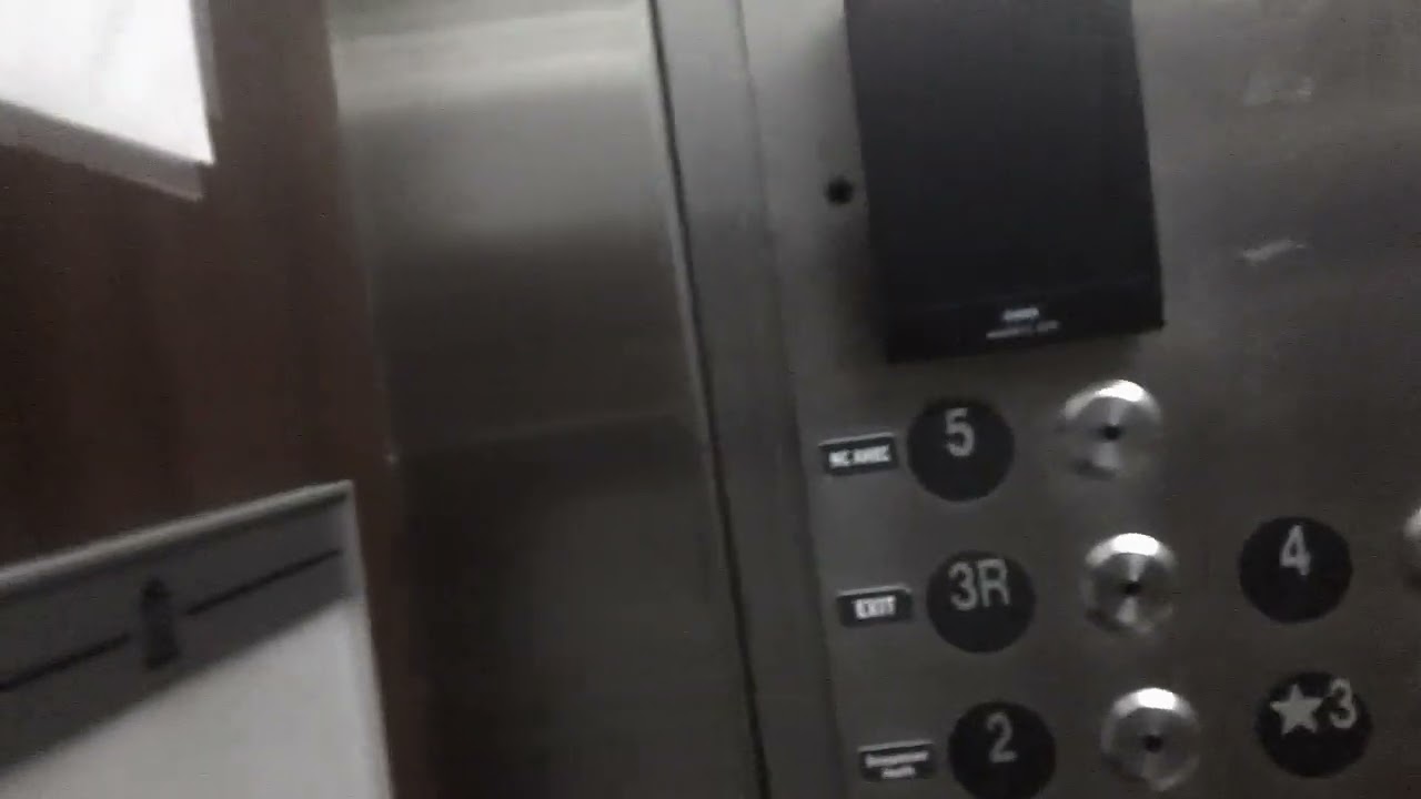 1489 Modernized Dover VR Hydraullic Elevator At Health Sciences Library ...