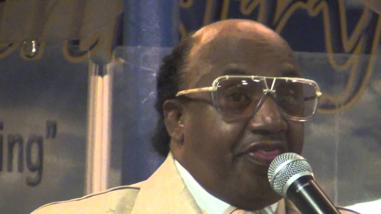 Pastor Leroy Elliott 4 /10/16 N A Wreck - YouTube