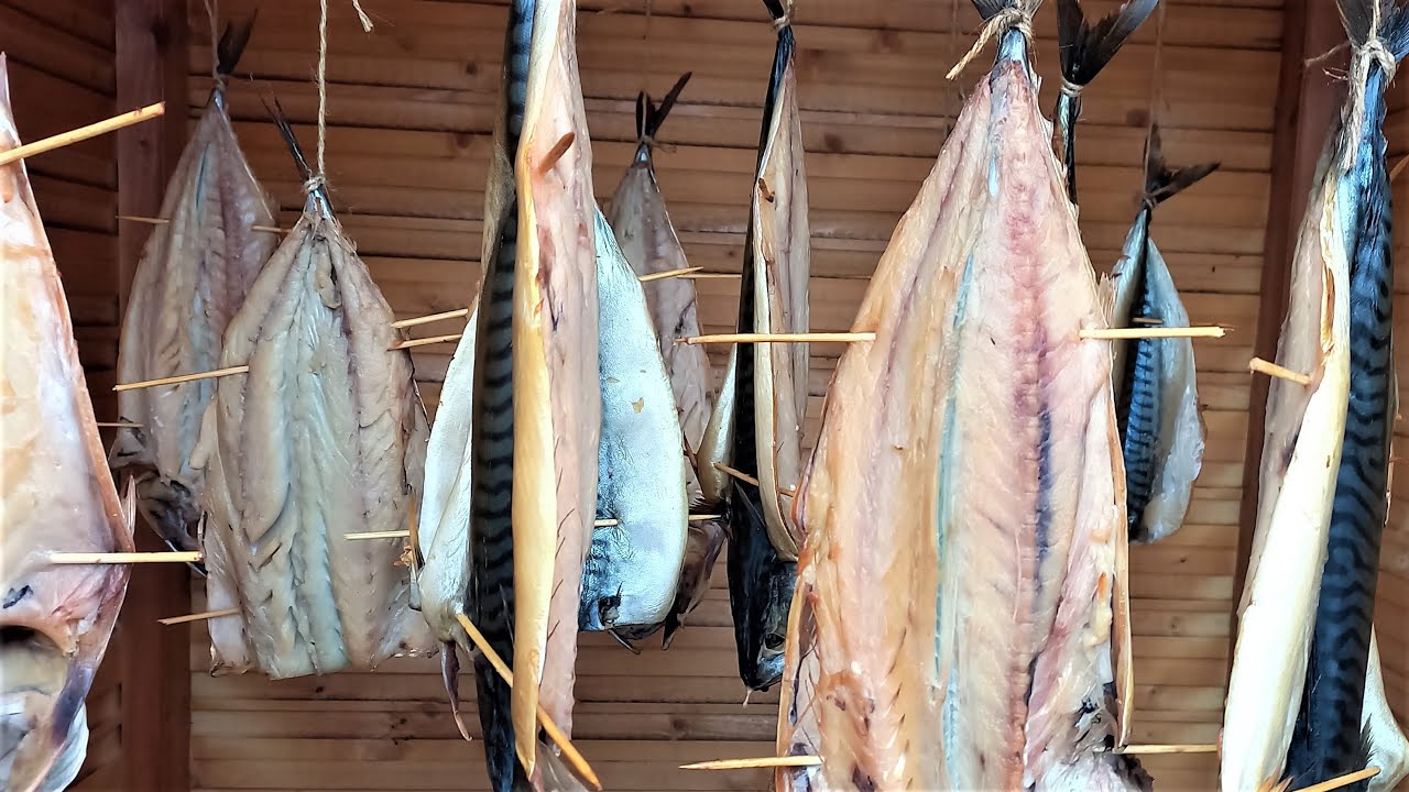 Afumarea macroului, la prima zapada a acestui an | Bucataria lui Coco ...