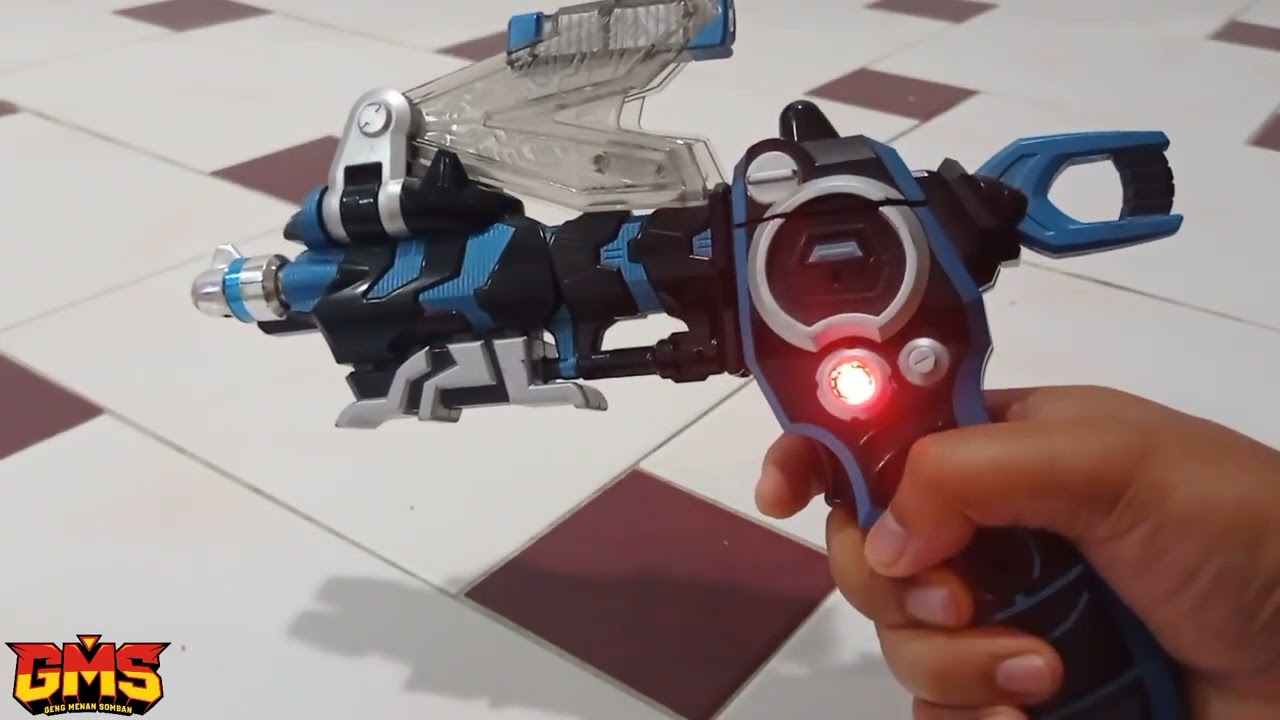 BANDAI KAMEN RIDER KABUTO DX DRAKE ZECTER COMPLETE - YouTube