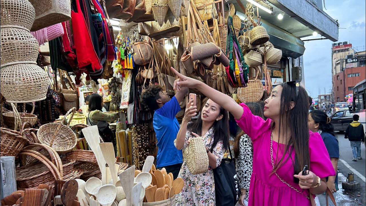 Heavy Shopping at Shillong ,Police Bazaar🛍️💃 & Trying Shillong Street ...