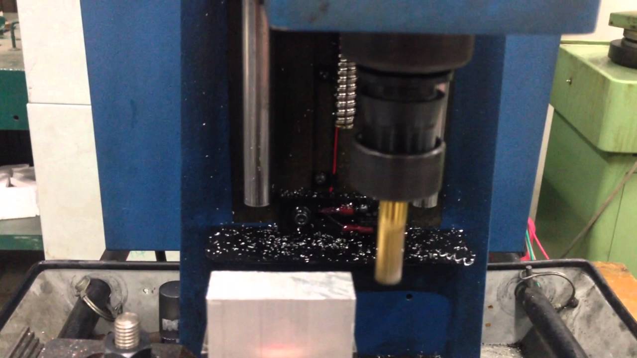 Retrofit Prolight 1000 CNC Milling machine Test 2 - YouTube