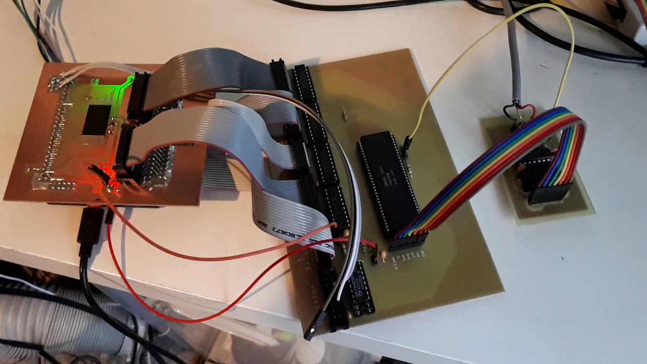 YM2610 (Neo Geo) FPGA & SRAM music player - YouTube