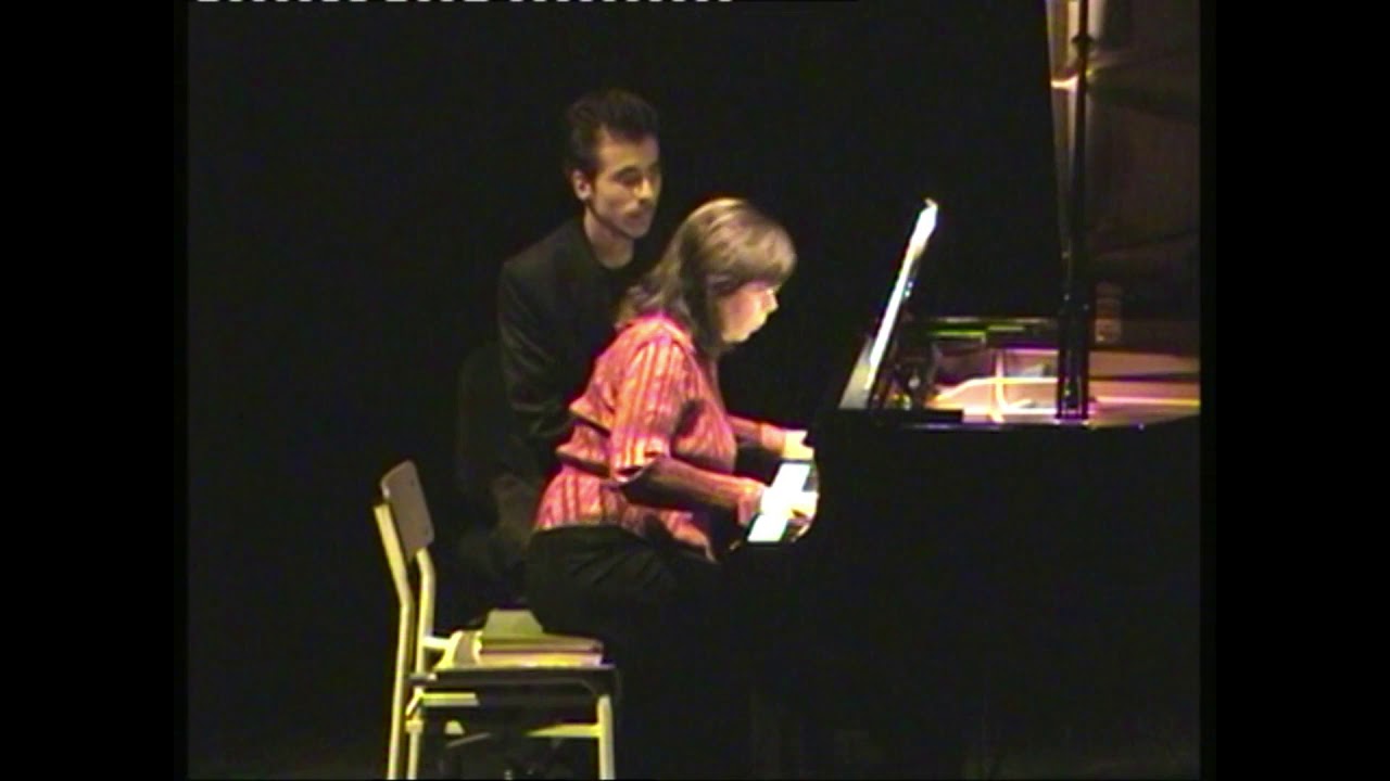 Gece Yarısı Valsi Atilla Sağlam Piyanist Yıldız Aslanova - YouTube