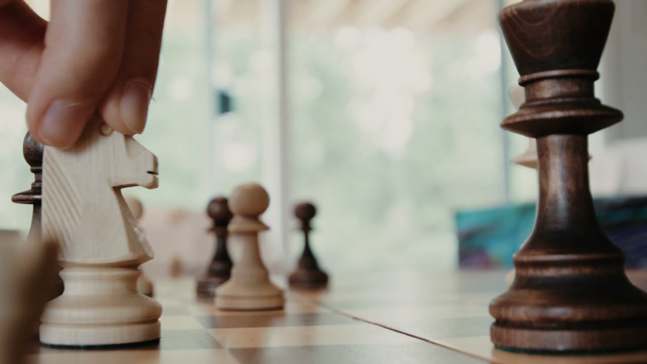 CHESS BATTLE | Cinematic short film - YouTube