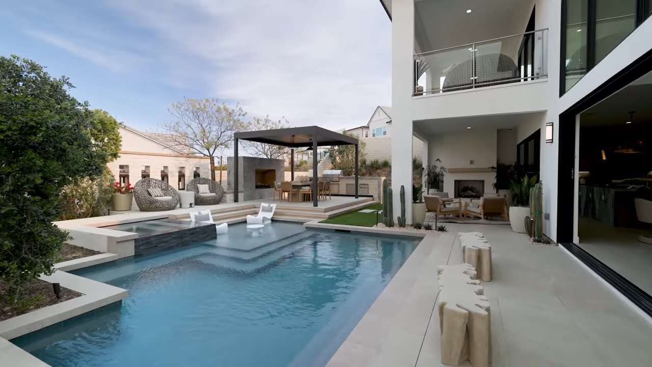 The Altair in Valencia, CA, Model Home Tour by Toll Brothers - YouTube