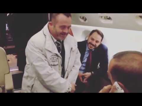 Recep Tayyip Erdoğan ,DOWN SENDROMLU adamla uçakta...