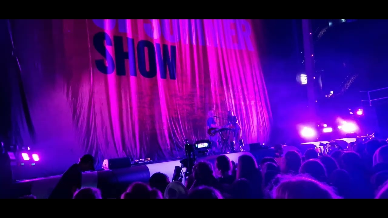 AR/CO - live in Amsterdam, The 5 Seconds Of Summer Show 2023 - YouTube