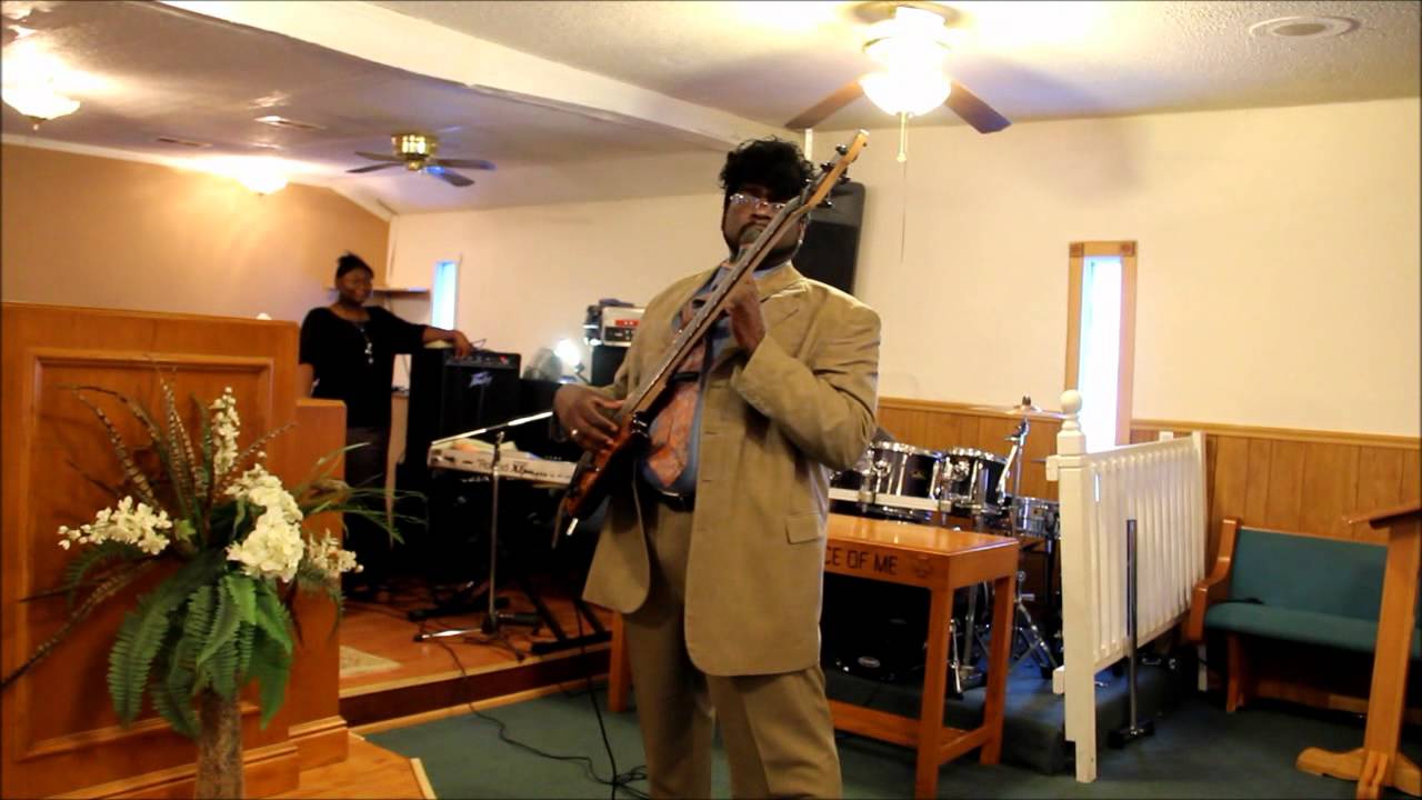 Bishop Elvis ( pastor Jonathan Smith ) - YouTube